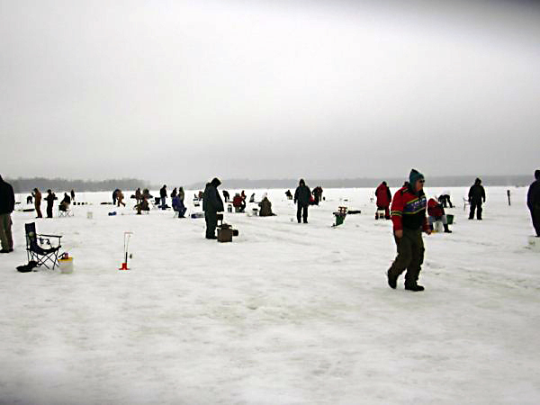 Local Lakes Host Ice Fishing Contests | | isanti-chisagocountystar.com