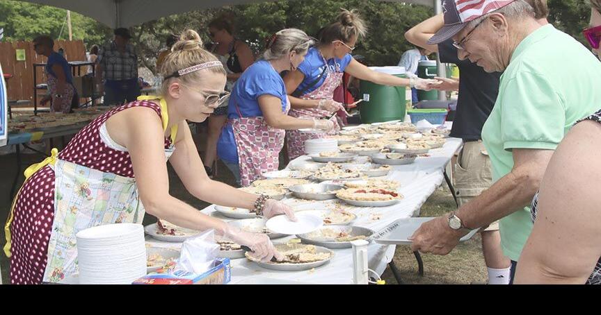 Braham Pie Day slices up delicious offerings | News | isanti ...