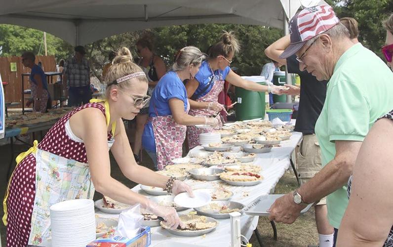 Braham Pie Day slices up delicious offerings | News | isanti ...