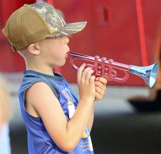 Isanti Rodeo/Jubilee Days parade brings seemingly endless entertainment ...