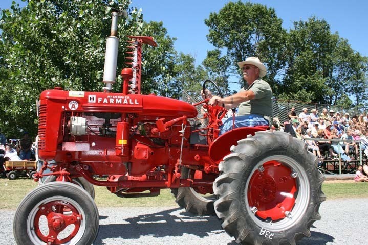 Almelund Threshing Show | | isanti-chisagocountystar.com