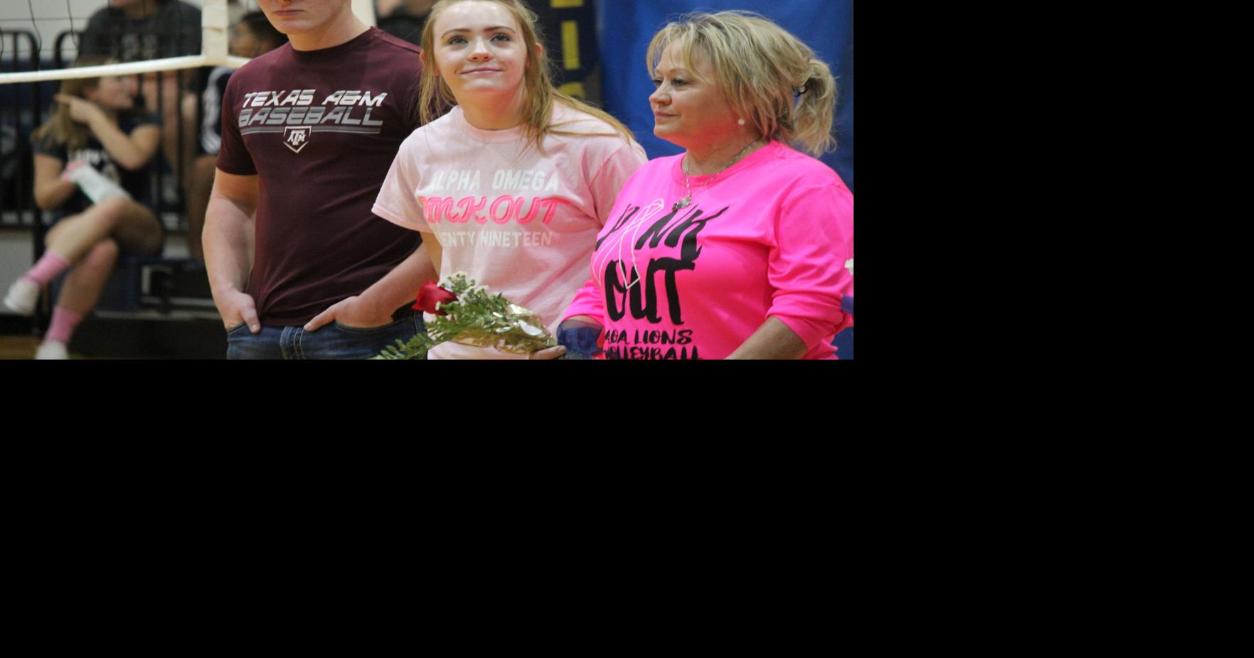 IN PHOTOS: Alpha Omega Senior Night/Pink Out | Multimedia | itemonline.com