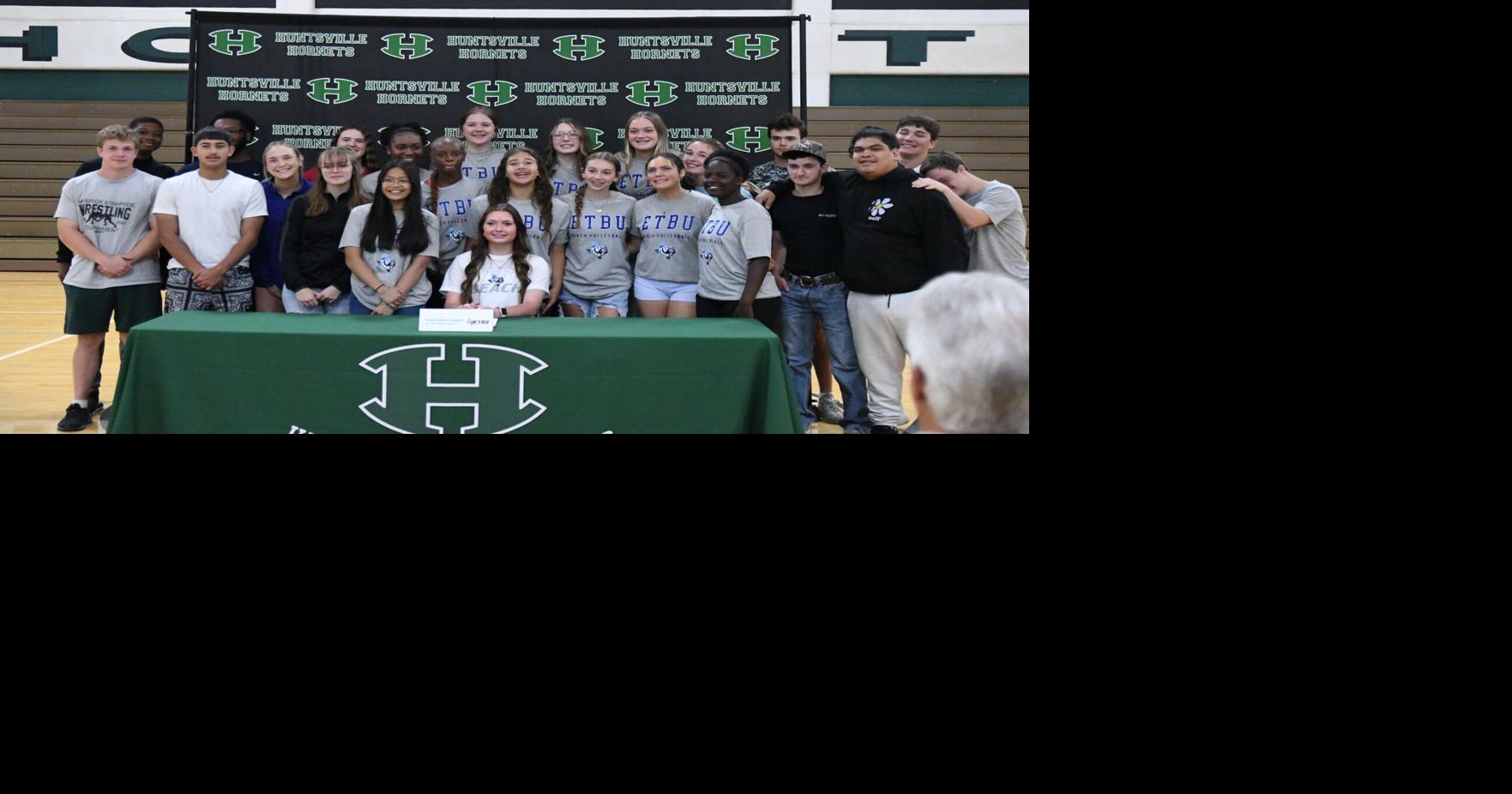 IN PHOTOS: Shelbee Adkins signs her letter of intent for beach ...