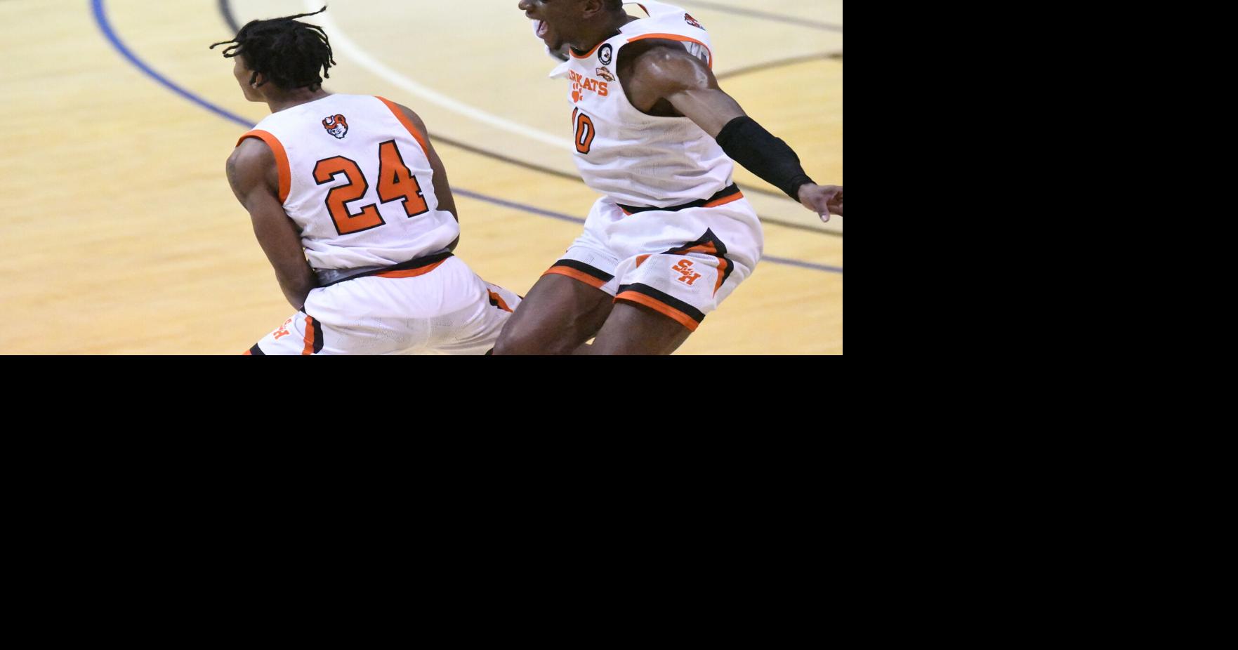 PHOTOS: Sam Houston blows out A&M-Corpus Christi (men's basketball ...