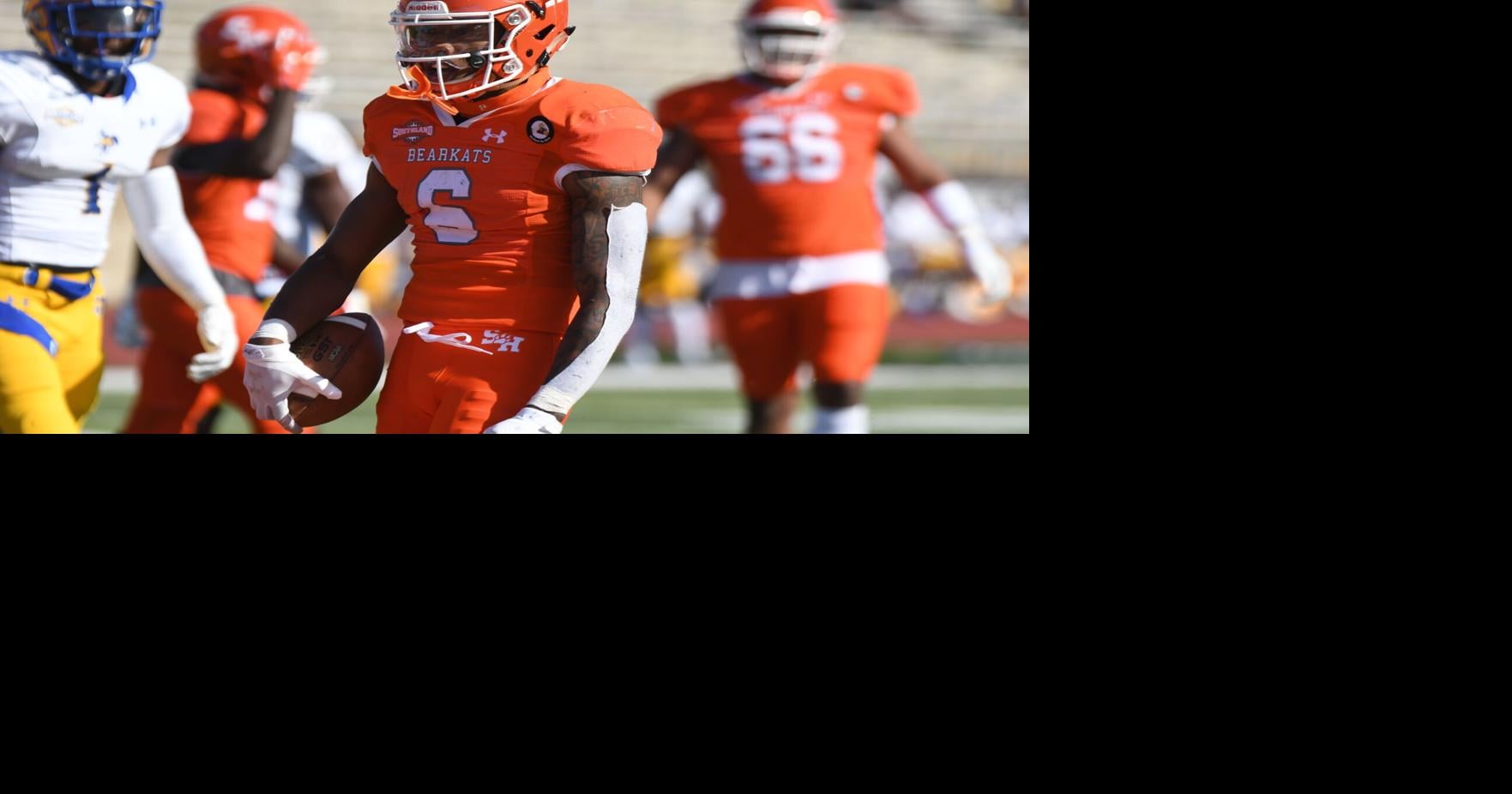 IN PHOTOS: Sam Houston vs McNeese (Football) | Multimedia | itemonline.com