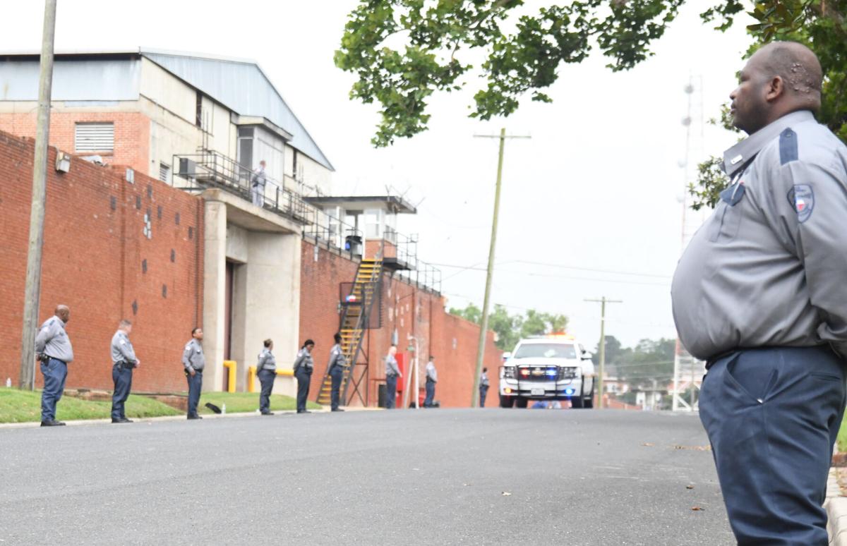 IN PHOTOS: TDCJ honors former warden | Multimedia | itemonline.com