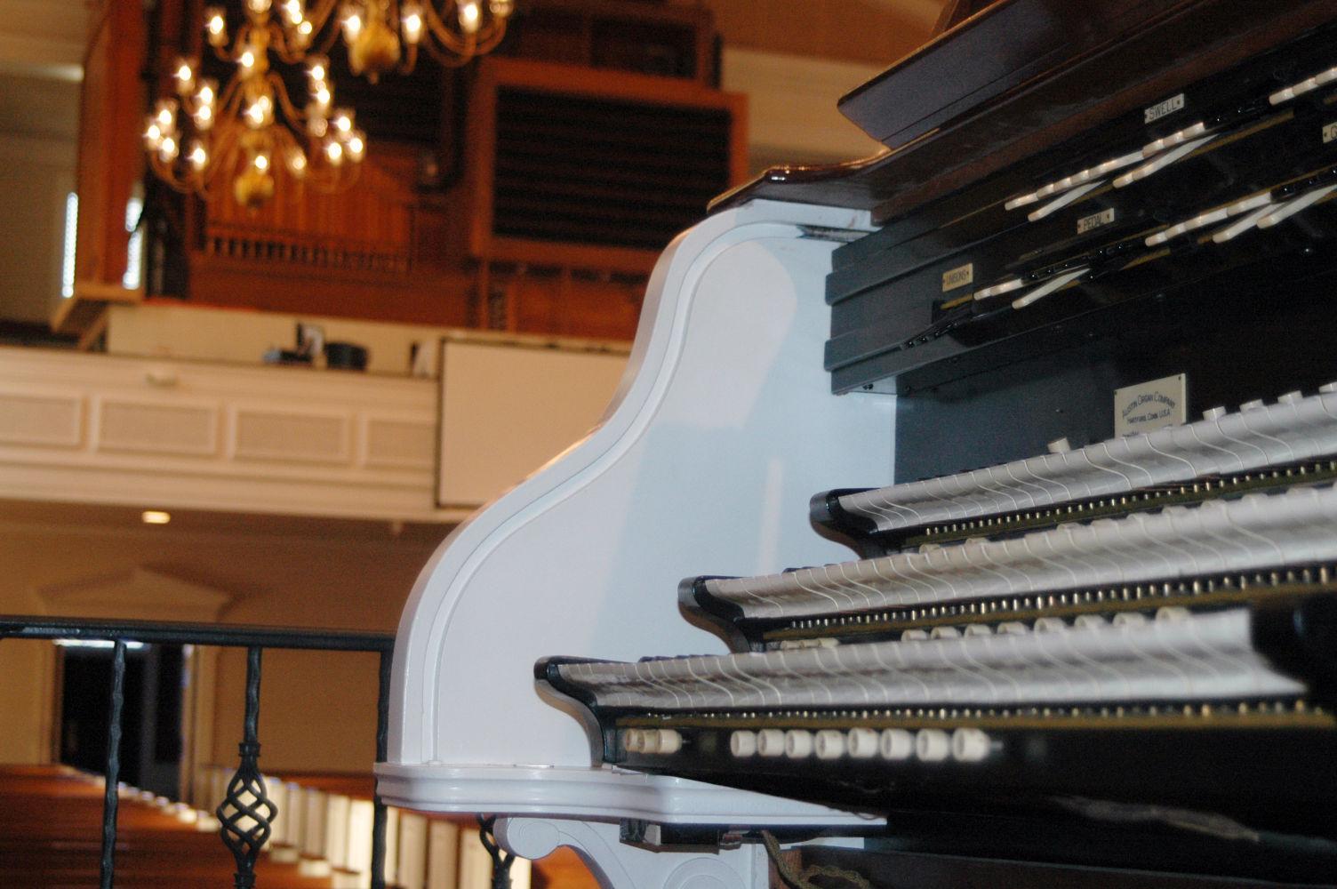 First Baptist Church dedicates restored pipe organ | News | itemonline.com