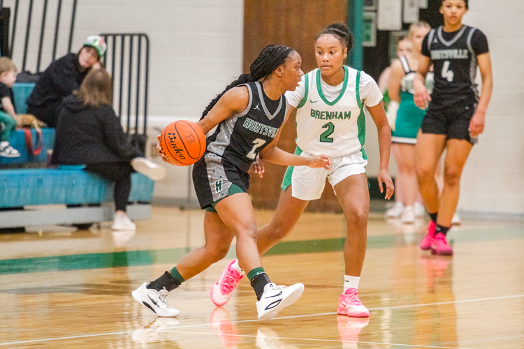 Lady Hornets remain strong with win over Cubettes | Sports | itemonline.com