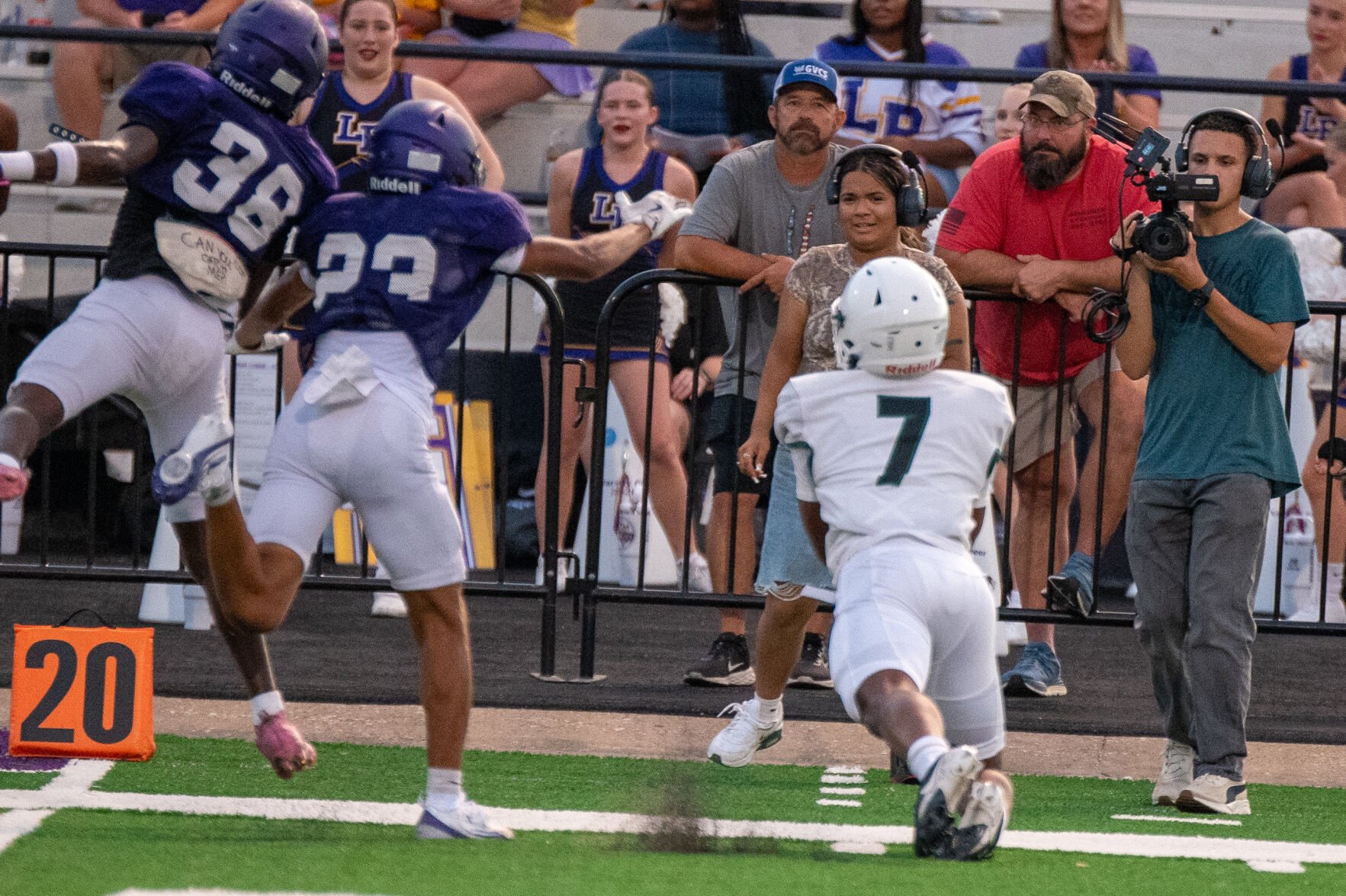 Hornets Unveil New 3-4 Defense in Preseason Scrimmage Win - BVM Sports