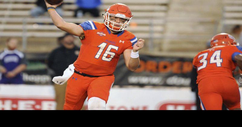 Record-setting quarterback has helped Kats to perfect regular season ...