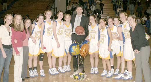 Dake, Dean, Duthie Enshrined in Lansing HOF | Lansing | ithaca.com