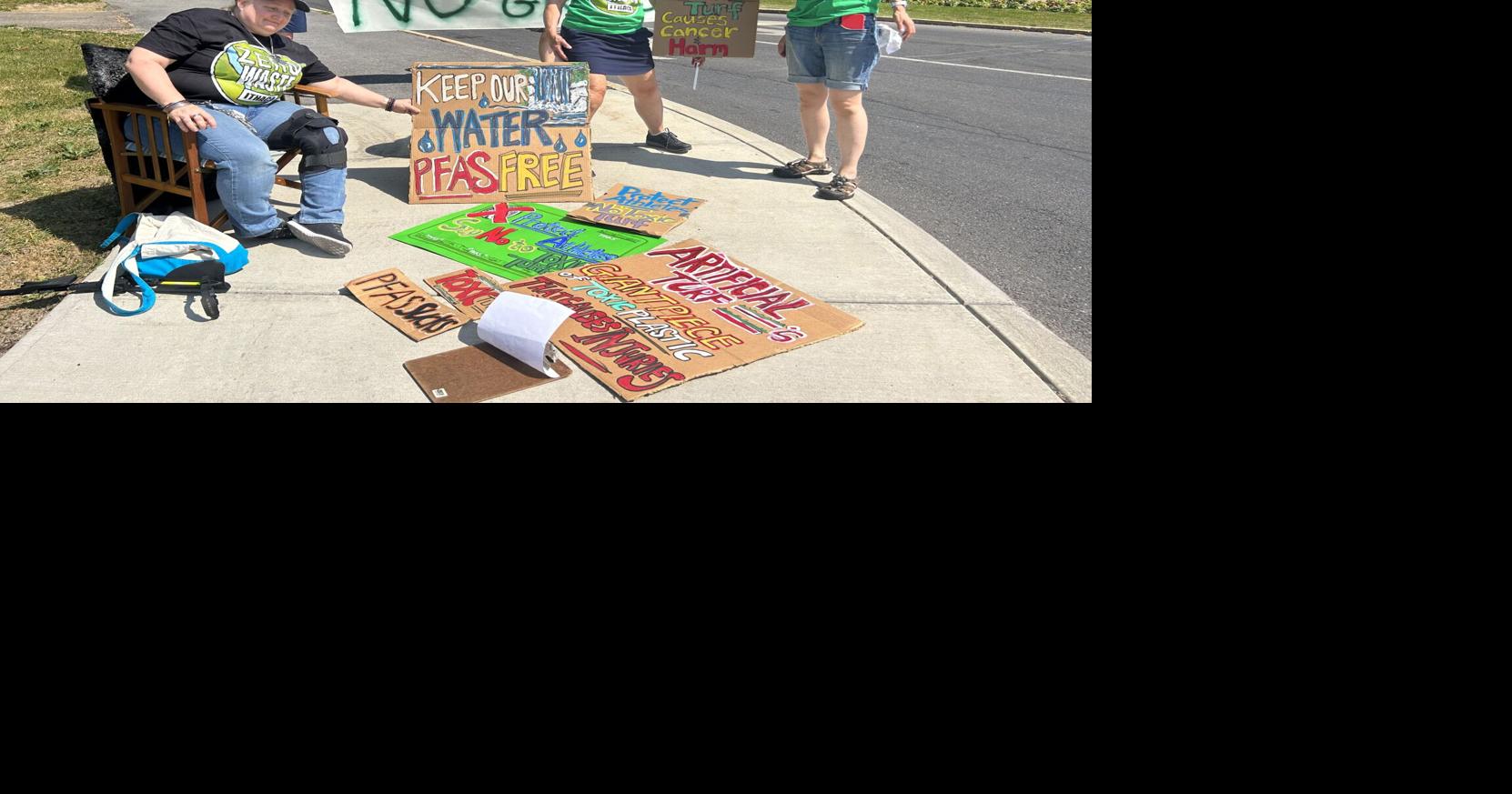 Environmental Activists Rally Against Artificial Turf | Ithaca | ithaca.com