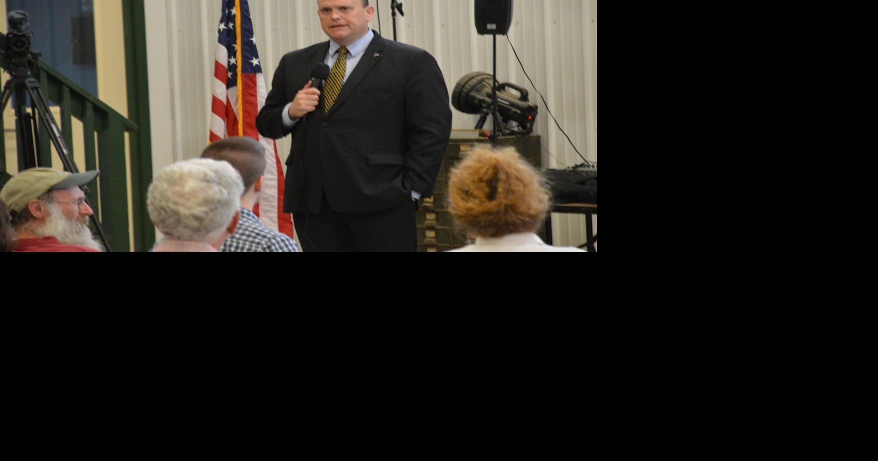 Reed meets with constituents at Enfield Town Hall | News | ithaca.com