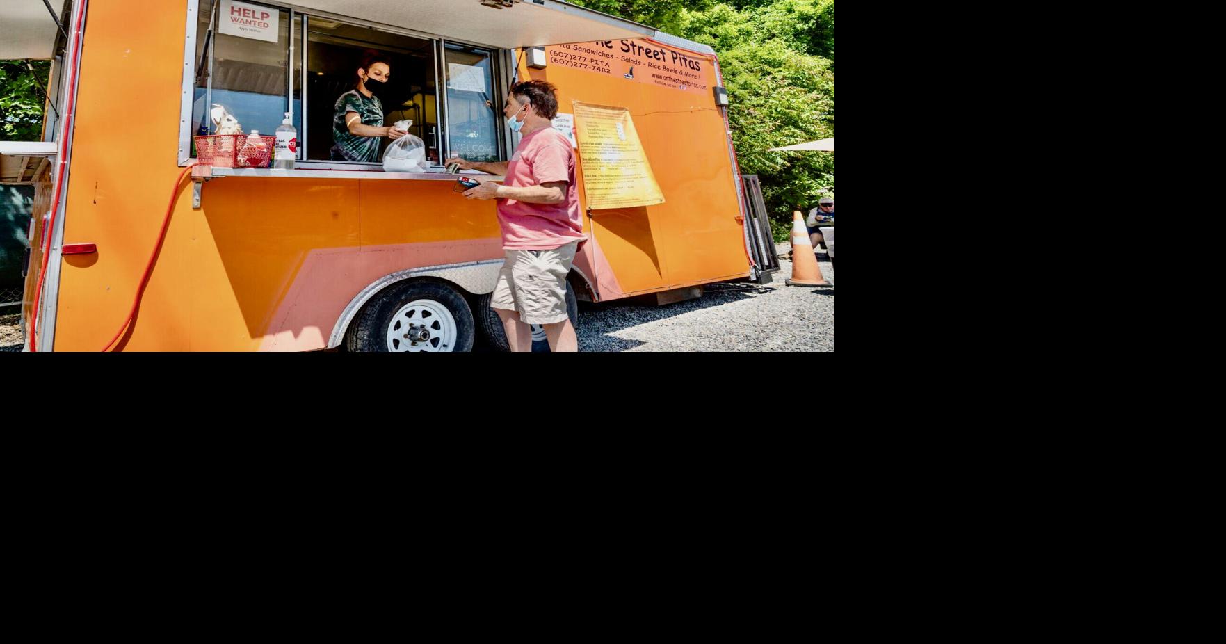 Eat Greek on the Street: Small but Mighty On the Street Pita Serves ...