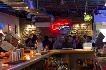 Ithaca Ale House: Hopping Place With Good Food | Dining | ithaca.com