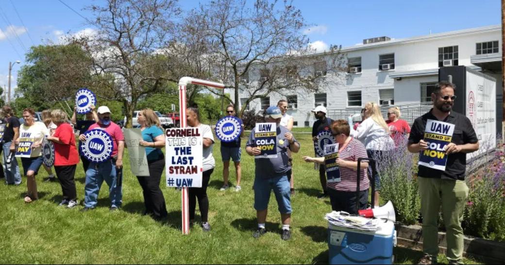 Cornell UAW Workers Could Strike on Move-In Day If University Fails to ...