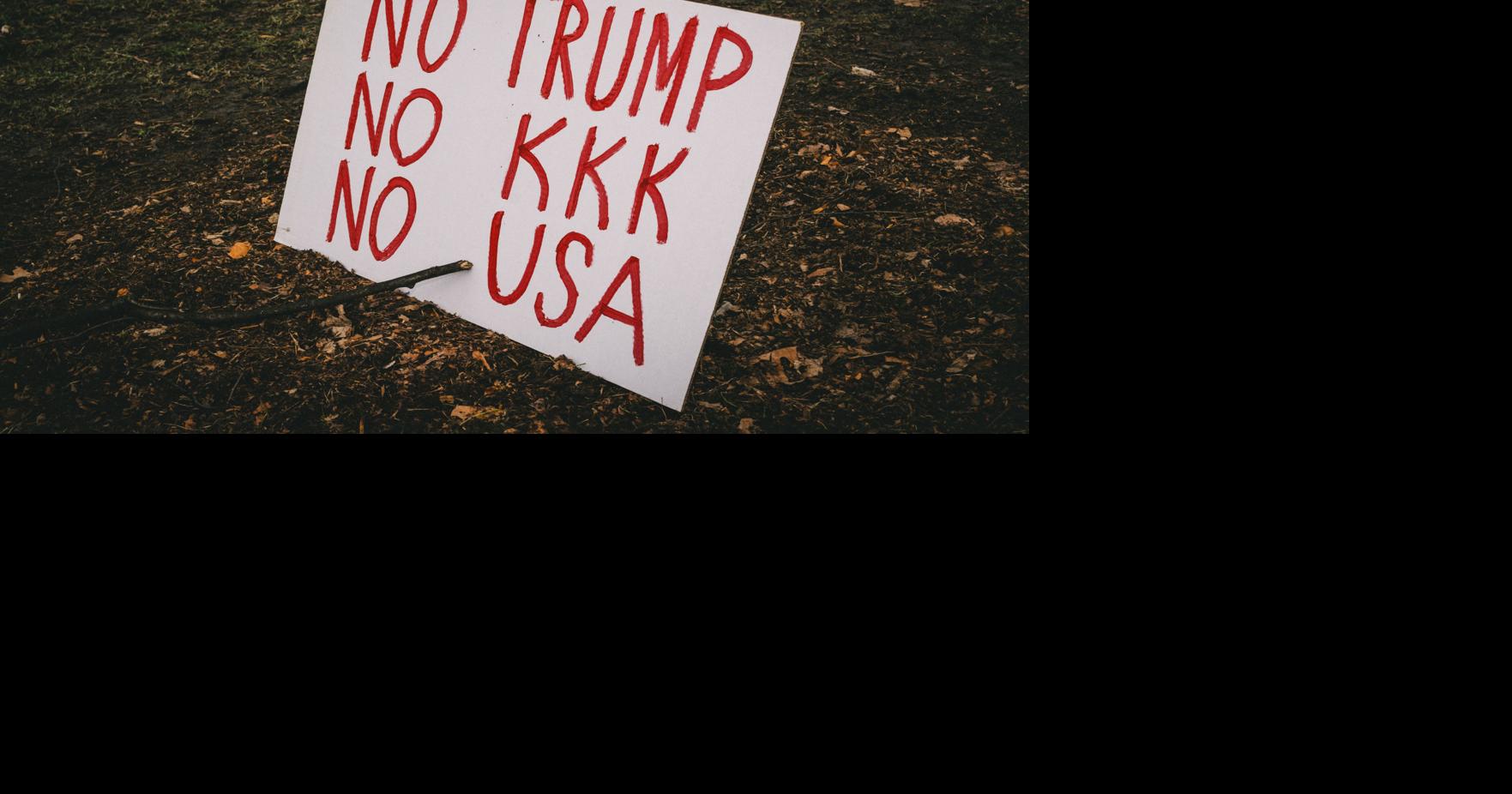 Gallery: The Trump Piñata | News | ithaca.com