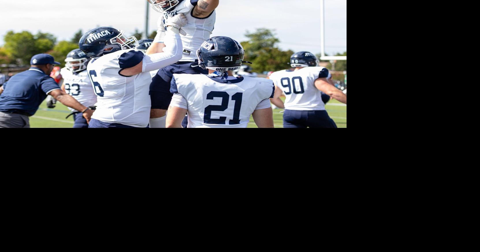 No.12/13 Ithaca College Football Spoils Homecoming for Hobart, 31-7 ...