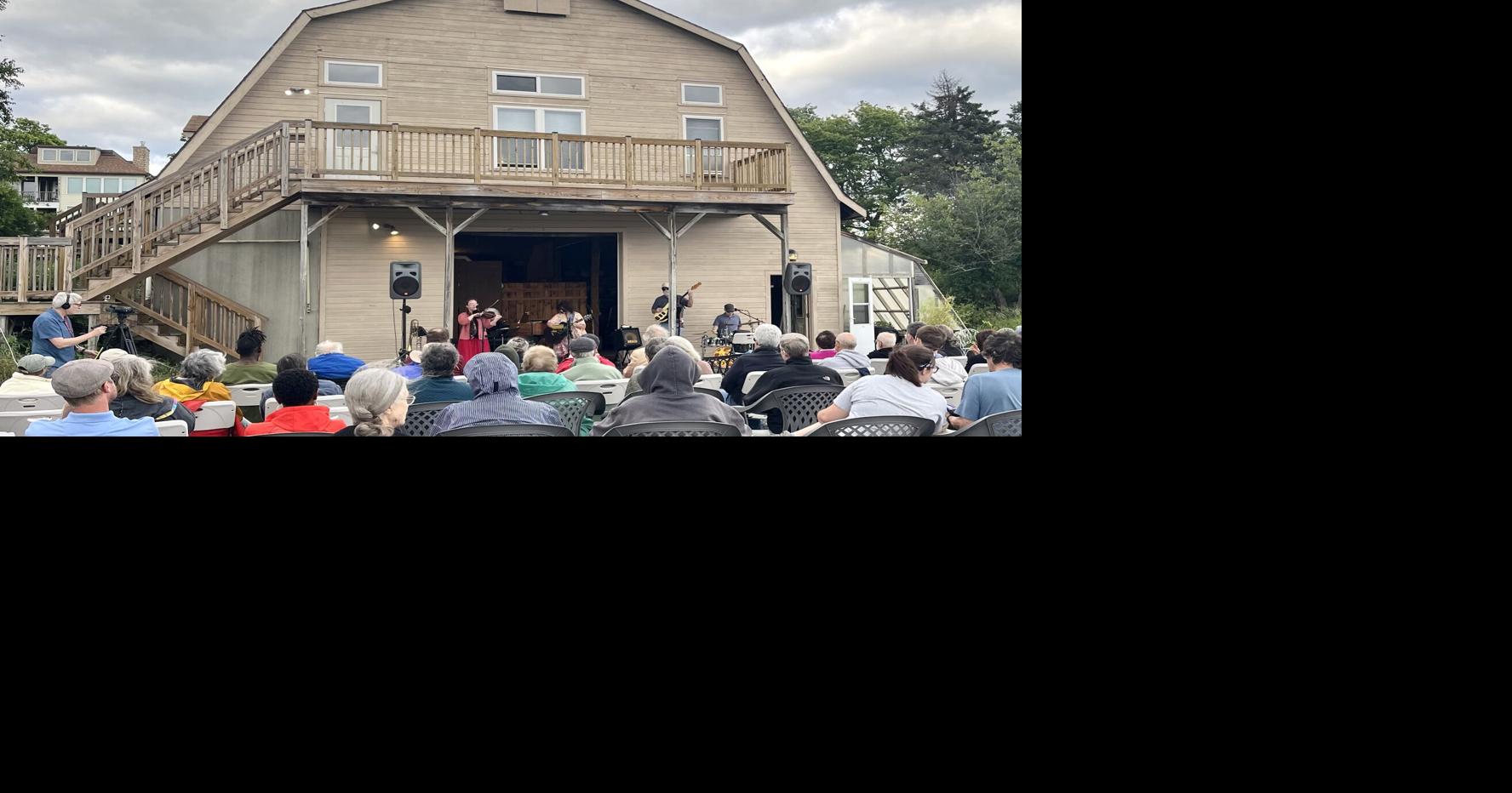 Let’s Stage a Show in a Barn | Stage | ithaca.com