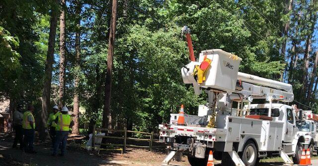 Residents show appreciation for our lineman | Local News ...