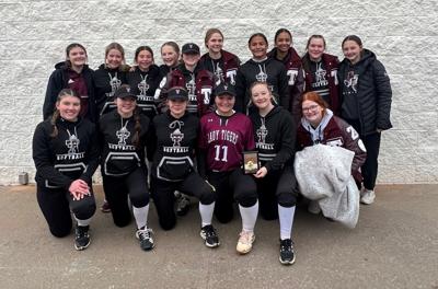 Lady Tigers open district by slamming Sabine, 15-0 | Sports ...