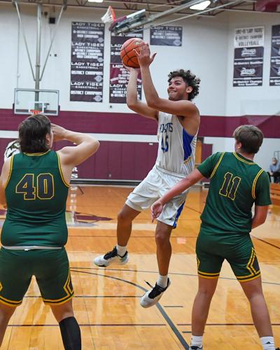 New Summerfield boys go 4-0, win first place in Glen Evans Classic ...