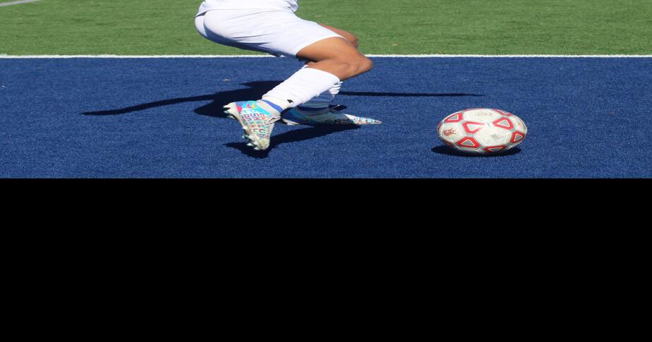 Nava named 16-5A Offensive Player of the Year, Lara earns Newcomer of ...