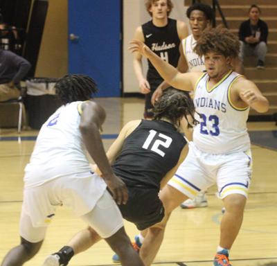 Jacksonville forces Hudson to tap out early | Sports ...