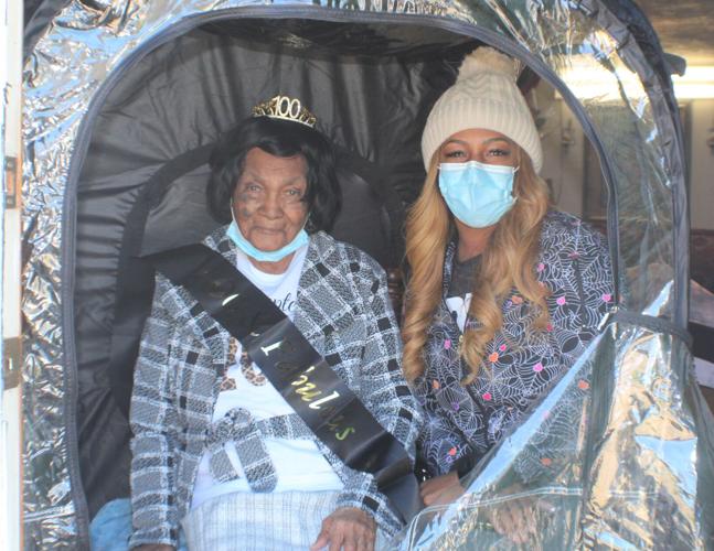 Celebrating a long life: Family, friends host birthday parade for Alto ...