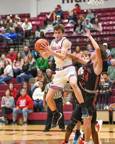 Boy's basketball: Bullard moves to 7-2 after beating Marshall 65-45 ...