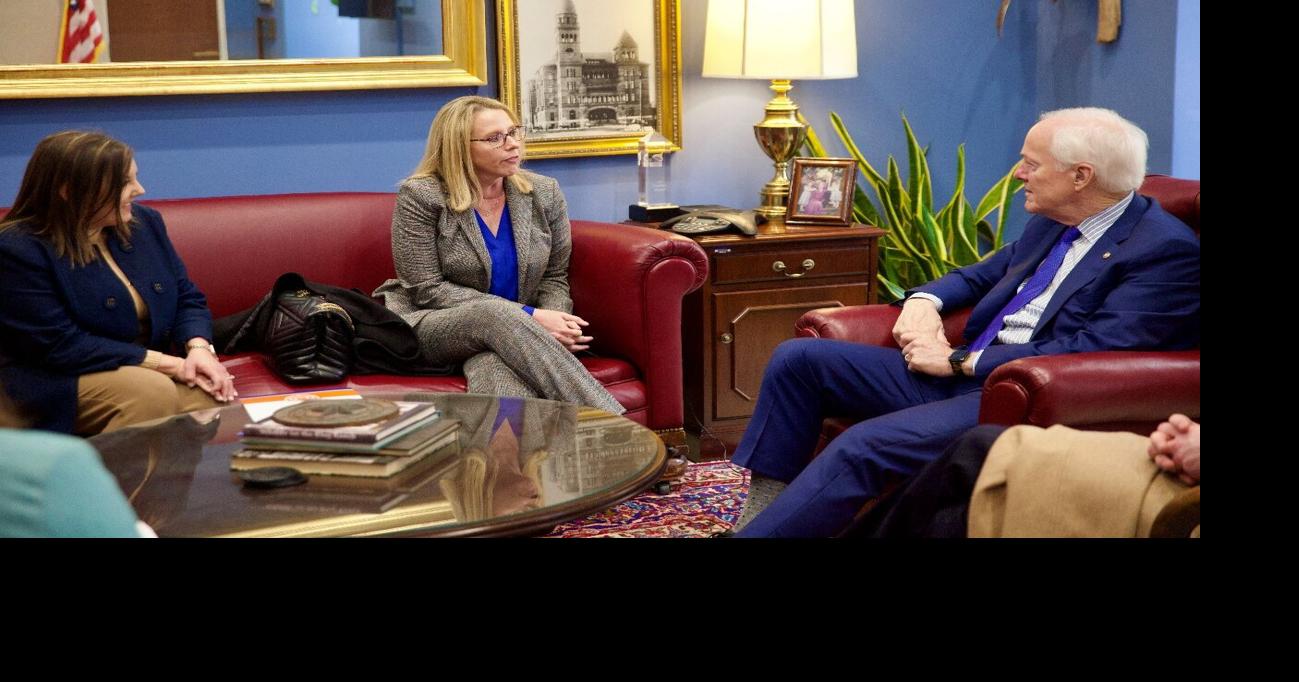 Cornyn meets with UT Tyler President | Local News ...