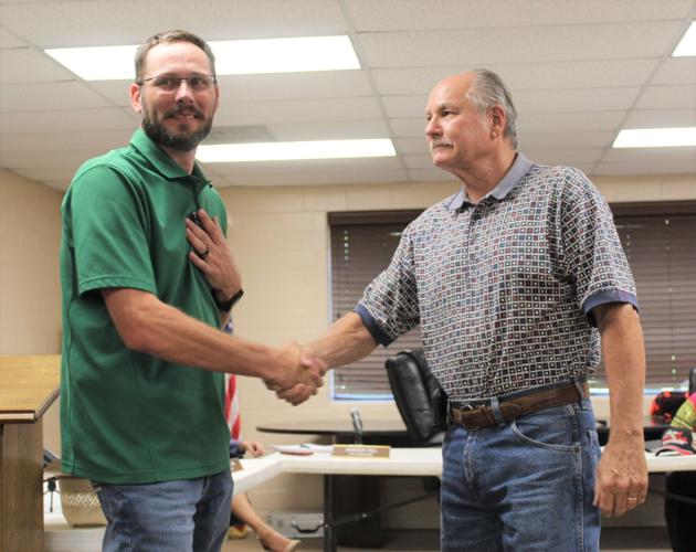 Rusk mayor swears in elected council members | News ...