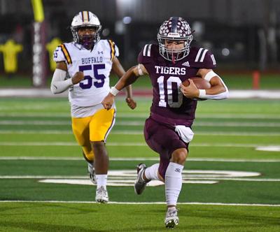 Wallum leads Troup to 57-21 Senior Night win over Bison | Sports ...