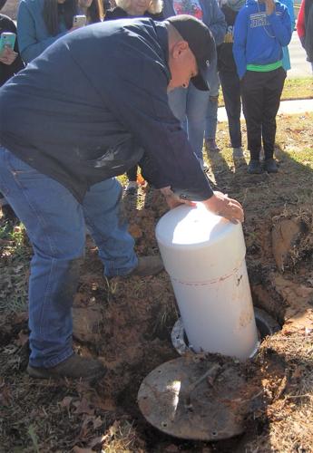 Preserving the past and present: City of Jacksonville buries time ...