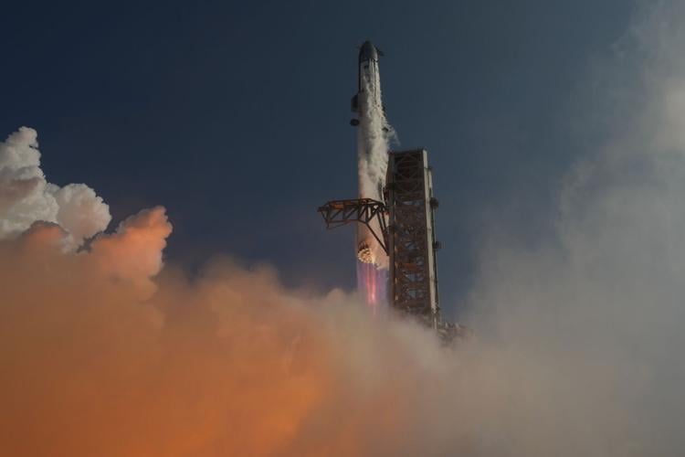 SpaceX's Starship rockets are grounded pending investigation after test ...