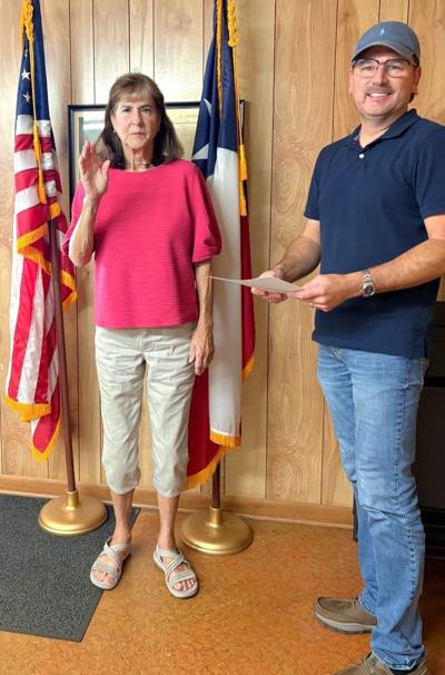 New Summerfield swears in mayor, moves city elections to November ...