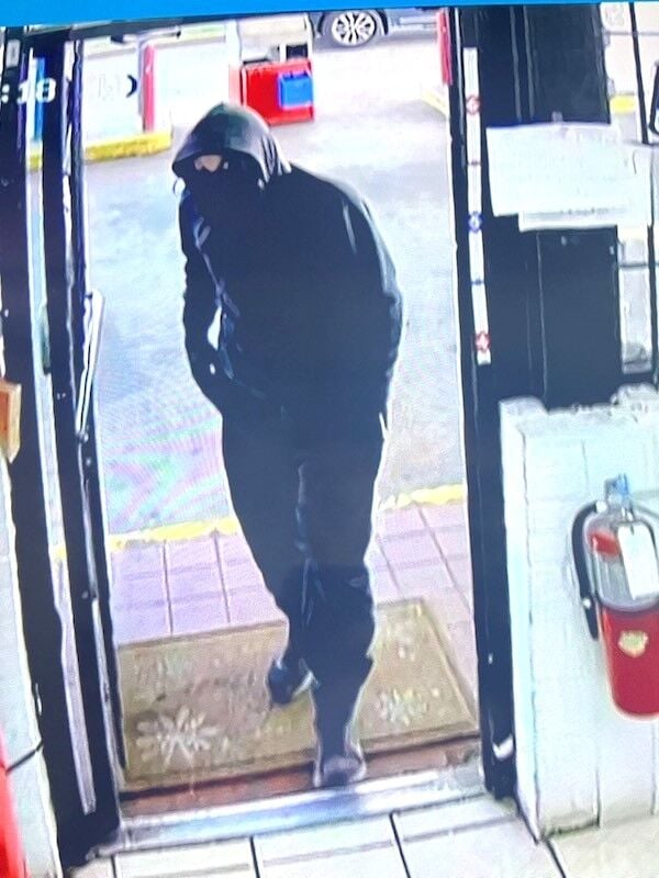 Jacksonville police seek public’s help in identifying robbery suspect ...