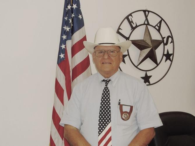 Fond farewell: Sheriff retires after 26 years | News ...