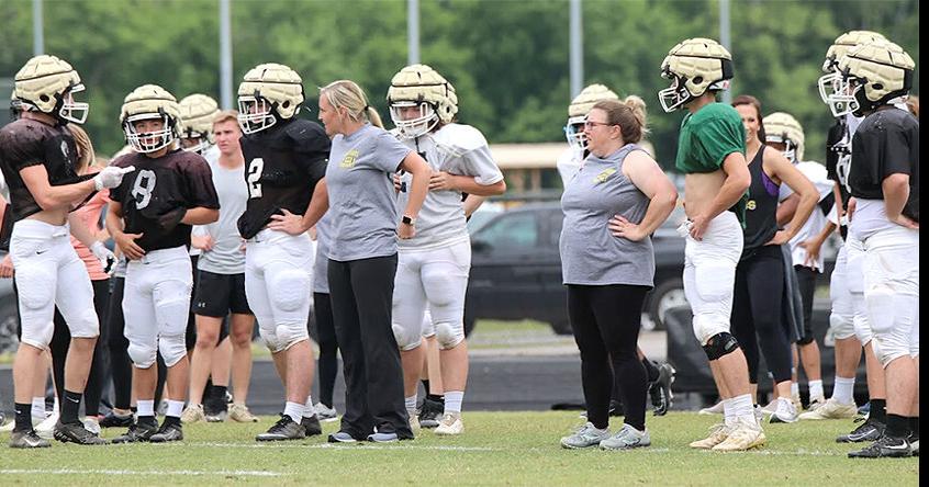 Scottsboro football program hosts Moms Football Clinic | Sports ...