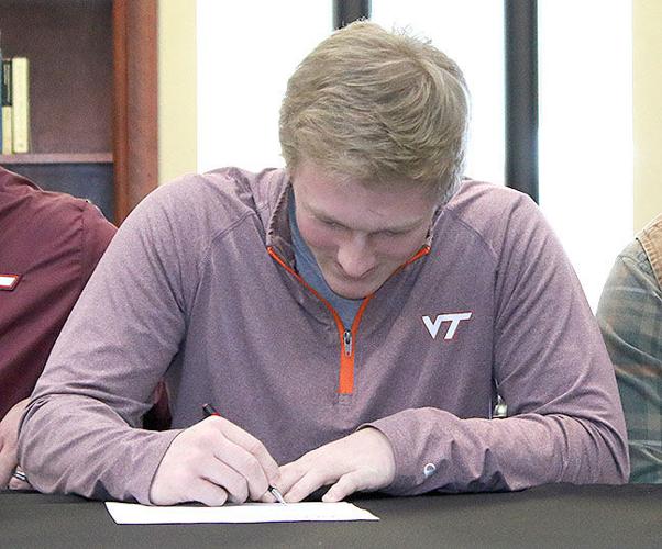 Scottsboro three-time state champion Kolton Clark signs with Virginia ...