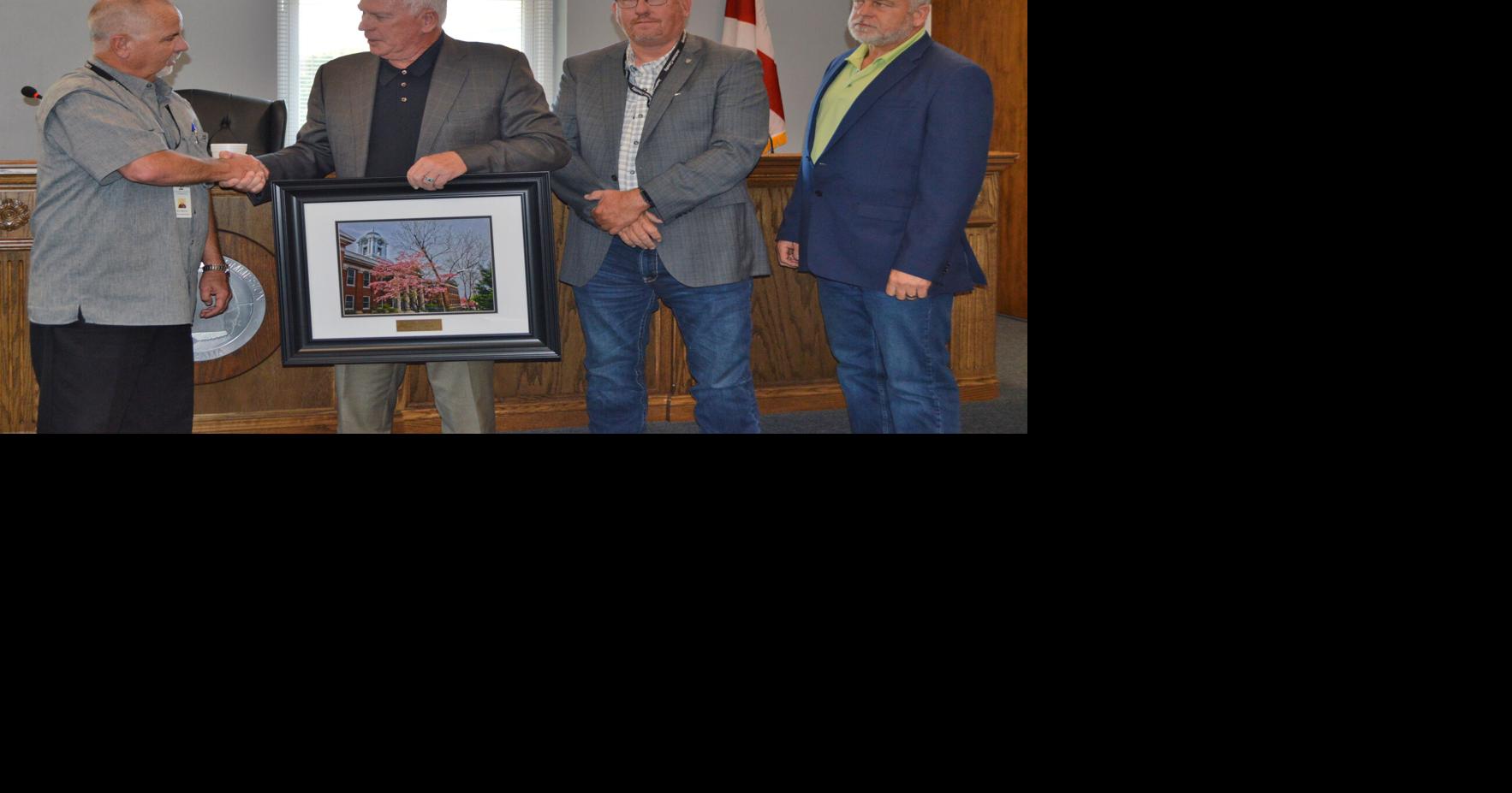 Commission recognizes Manning's retirement and discusses road ...
