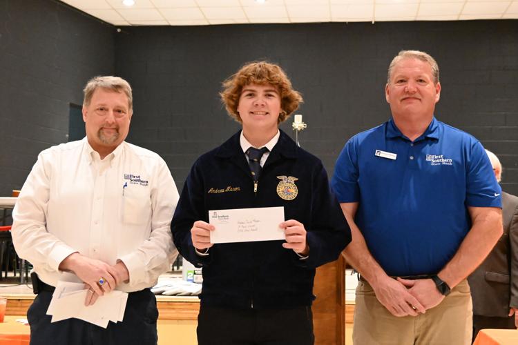 Community honors students and recognizes service to agriculture during ...
