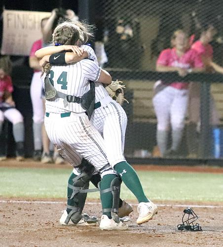 AHSAA SOFTBALL CHAMPIONSHIPS: Senior-led Skyline wins first softball ...