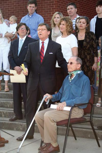 Lowell Barron: A picture of power | News | jcsentinel.com