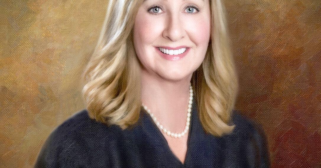 After 24 years as circuit judge, Holt ready for retirement | Feature ...