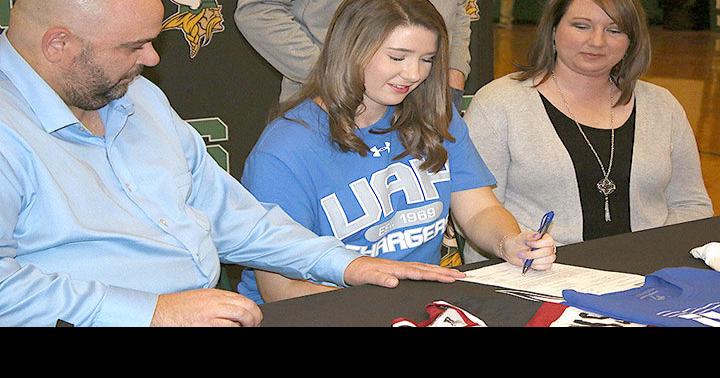 Waldrop signs with UAH softball | Sports | jcsentinel.com