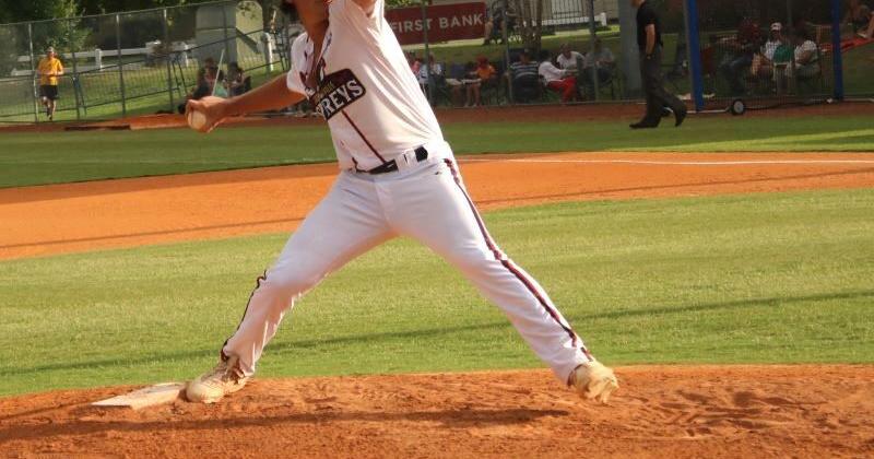 PHOTOS: Jacksonville Ospreys baseball defeats New Bern Southpaws ...