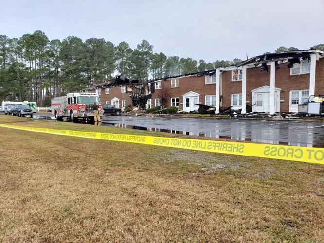Photos: Scenes from Hinson Arms fire | News | jdnews.com