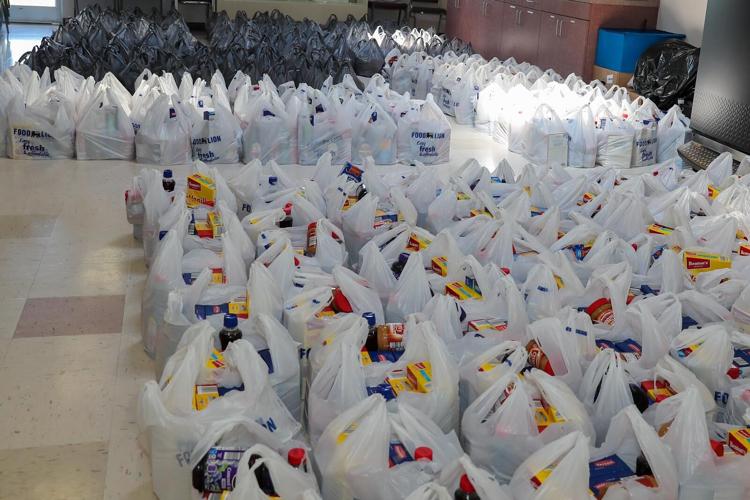 Photos: Onslow prepares for essential food pick up | News | jdnews.com