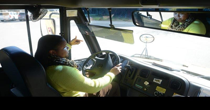 School bus drivers use new hand signals for safety | News | jdnews.com